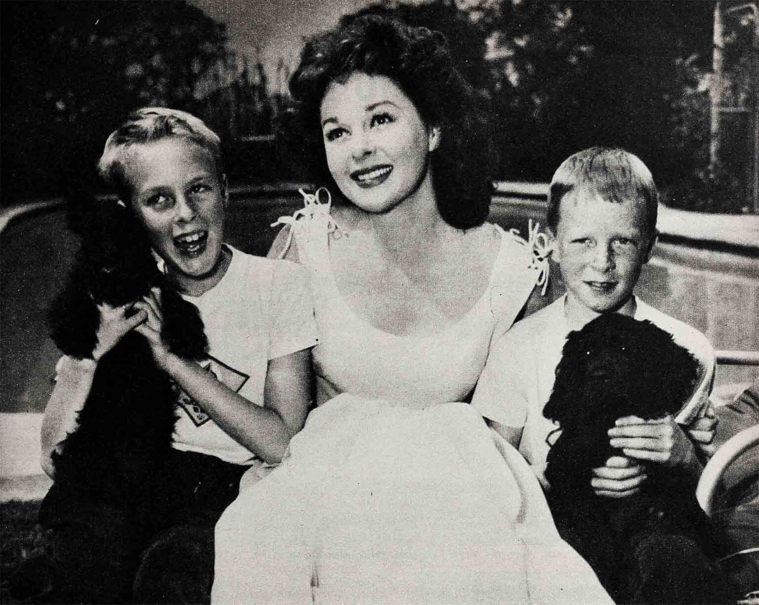 Present Perfect—Susan Hayward - Vintage Paparazzi