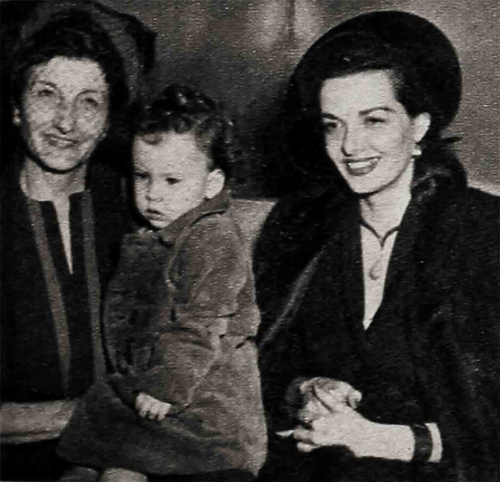 A Life Of Her Own—Jane Russell - Vintage Paparazzi