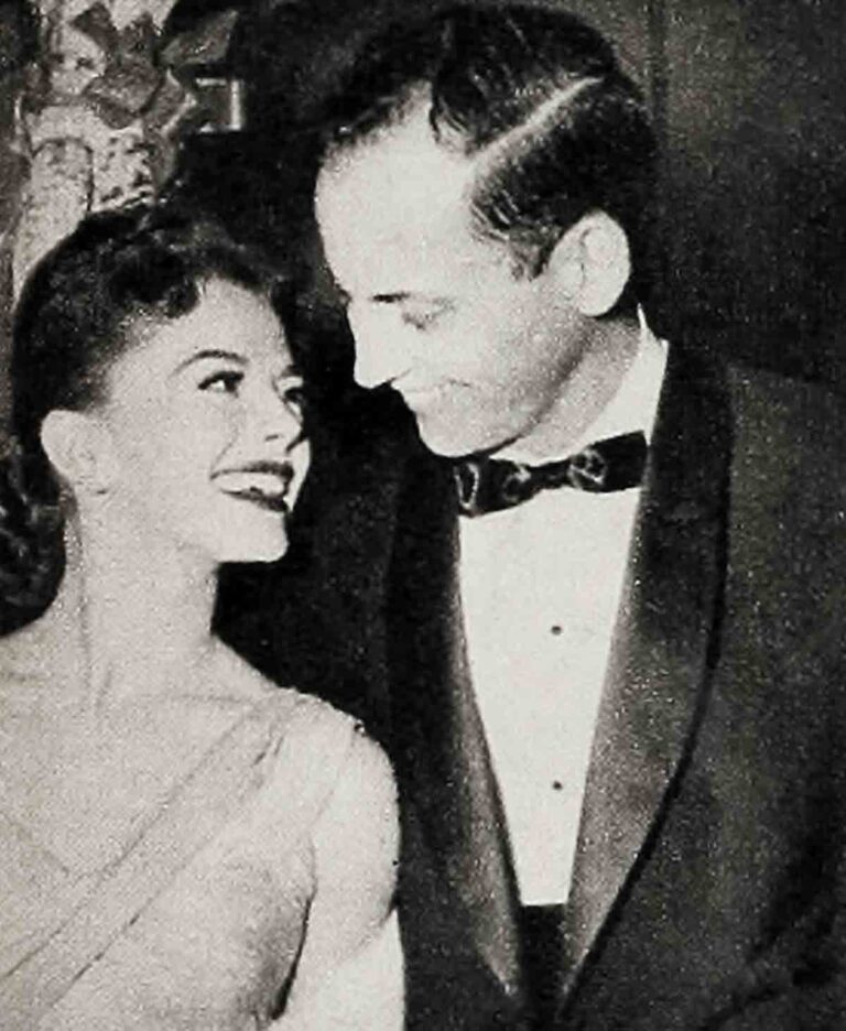 Natalie Wood: “Let’s Get My Romances Straight!” - Vintage Paparazzi