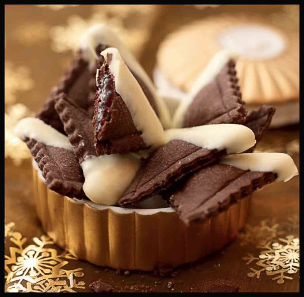 Chocolate Cassis Pockets - Vintage Paparazzi