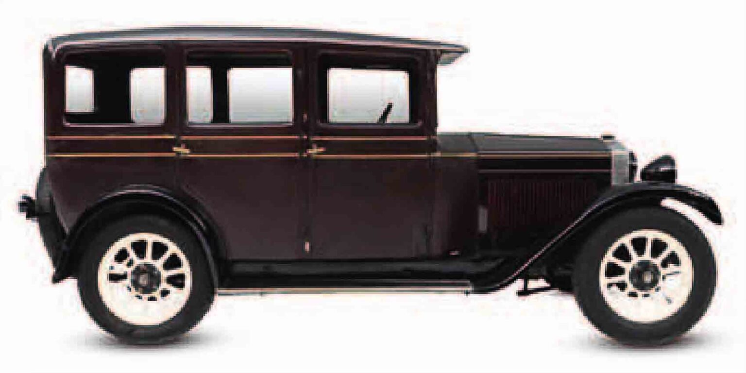 Cars for the Middle Classes - Vintage Paparazzi