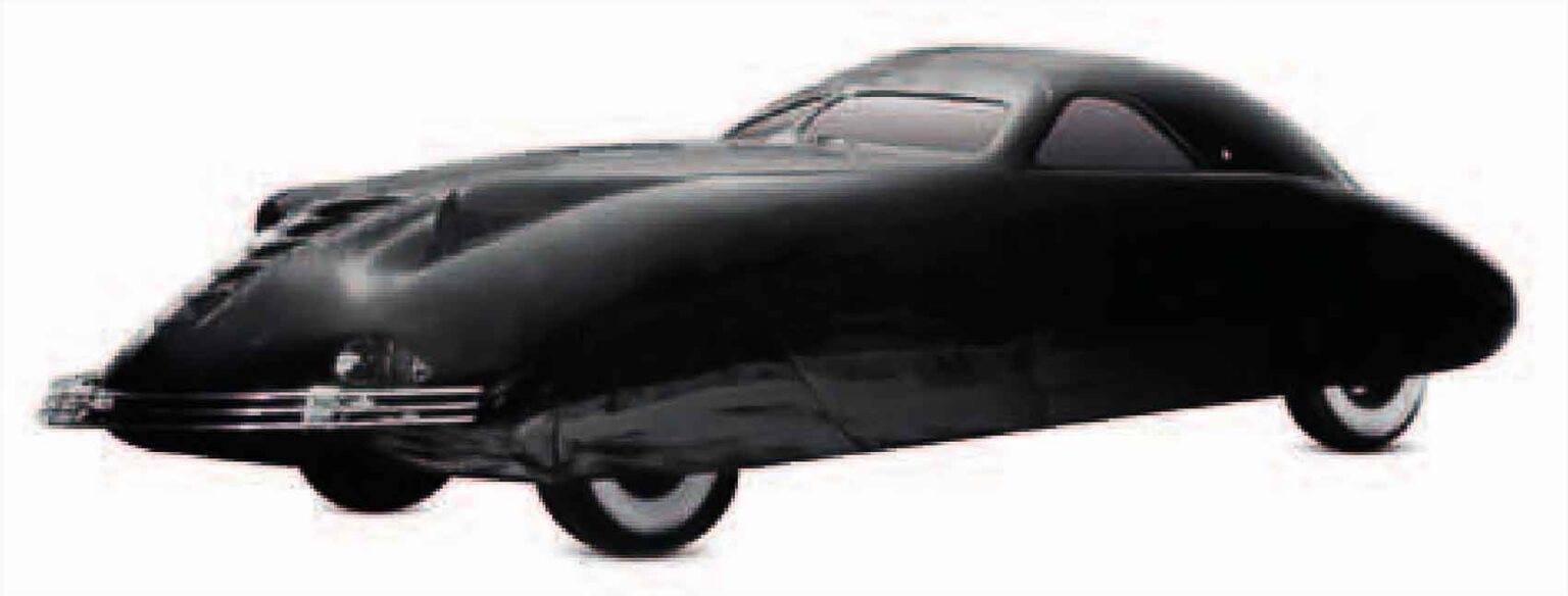Streamlined Cars - Vintage Paparazzi