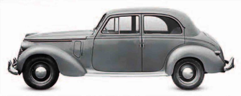 Mid-Range Family Sedans - Vintage Paparazzi