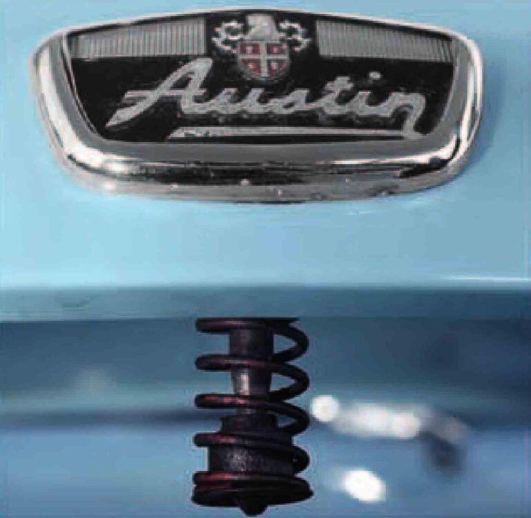 Austin Mini Seven - Vintage Paparazzi