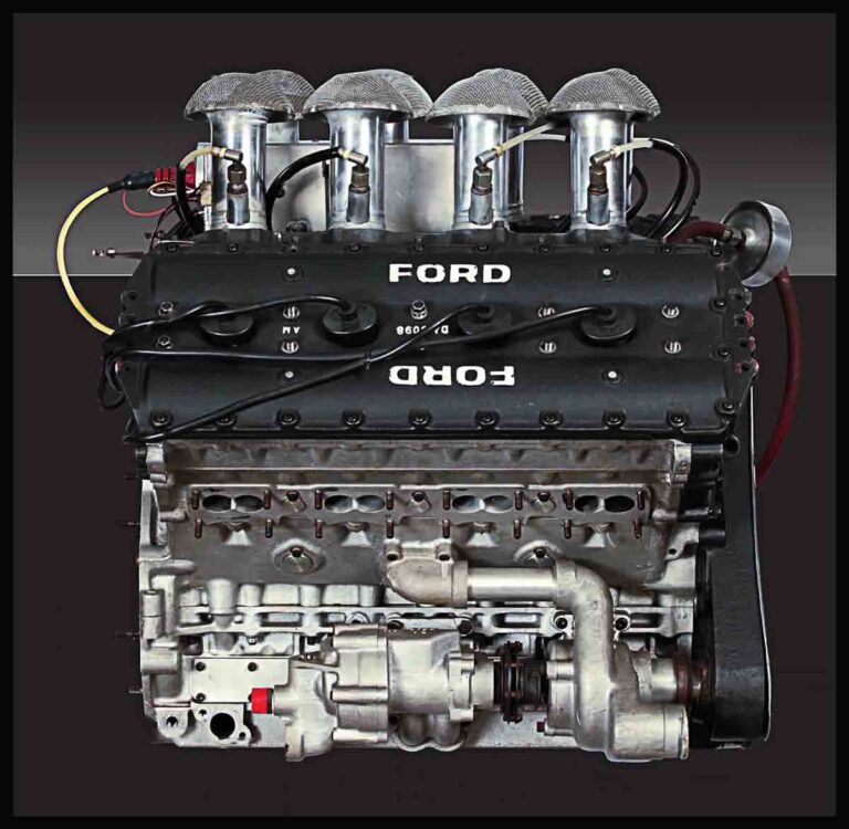 Lotus/Ford Cosworth DFV V8 - Vintage Paparazzi