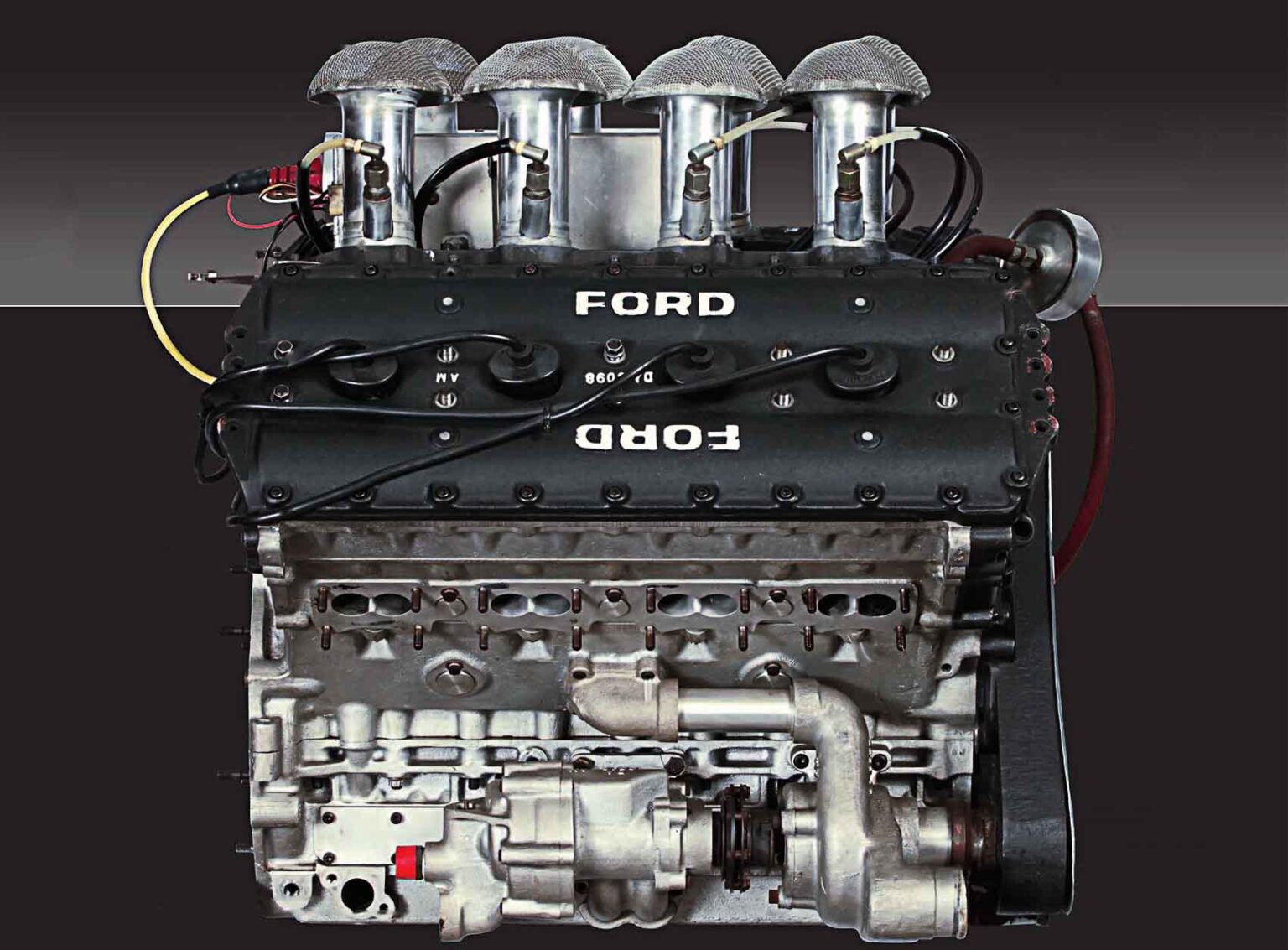 Lotus/Ford Cosworth DFV V8 - Vintage Paparazzi