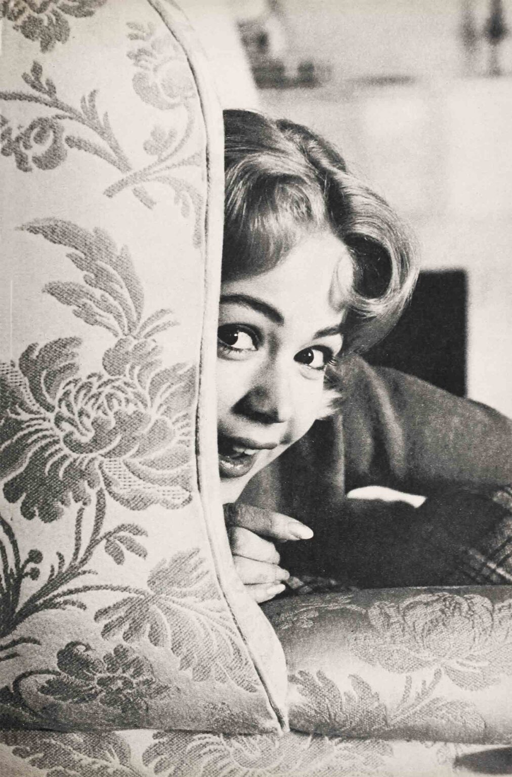 Untying The Apron Strings—Sandra Dee - Vintage Paparazzi