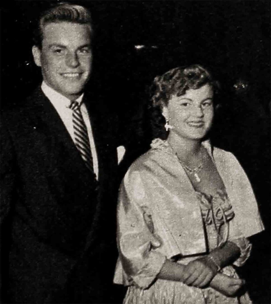 Marriage Musts For Robert Wagner - Vintage Paparazzi