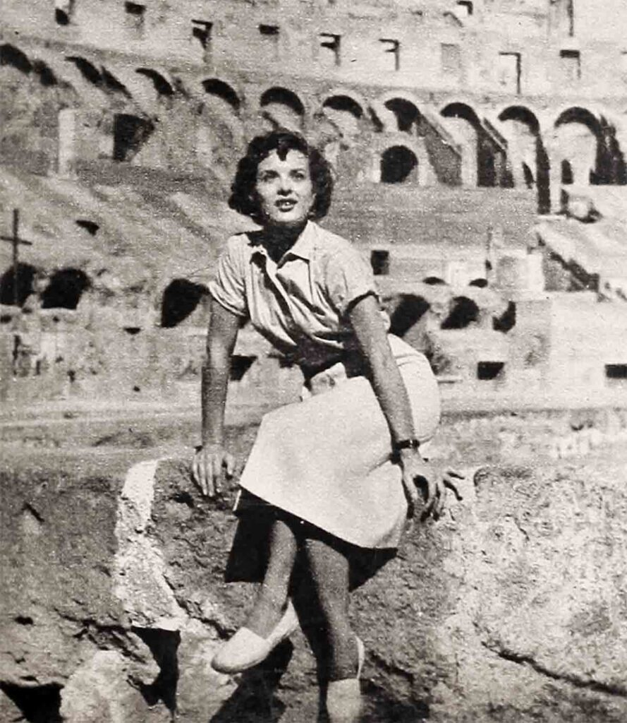 Love Is News!—Jean Peters - Vintage Paparazzi