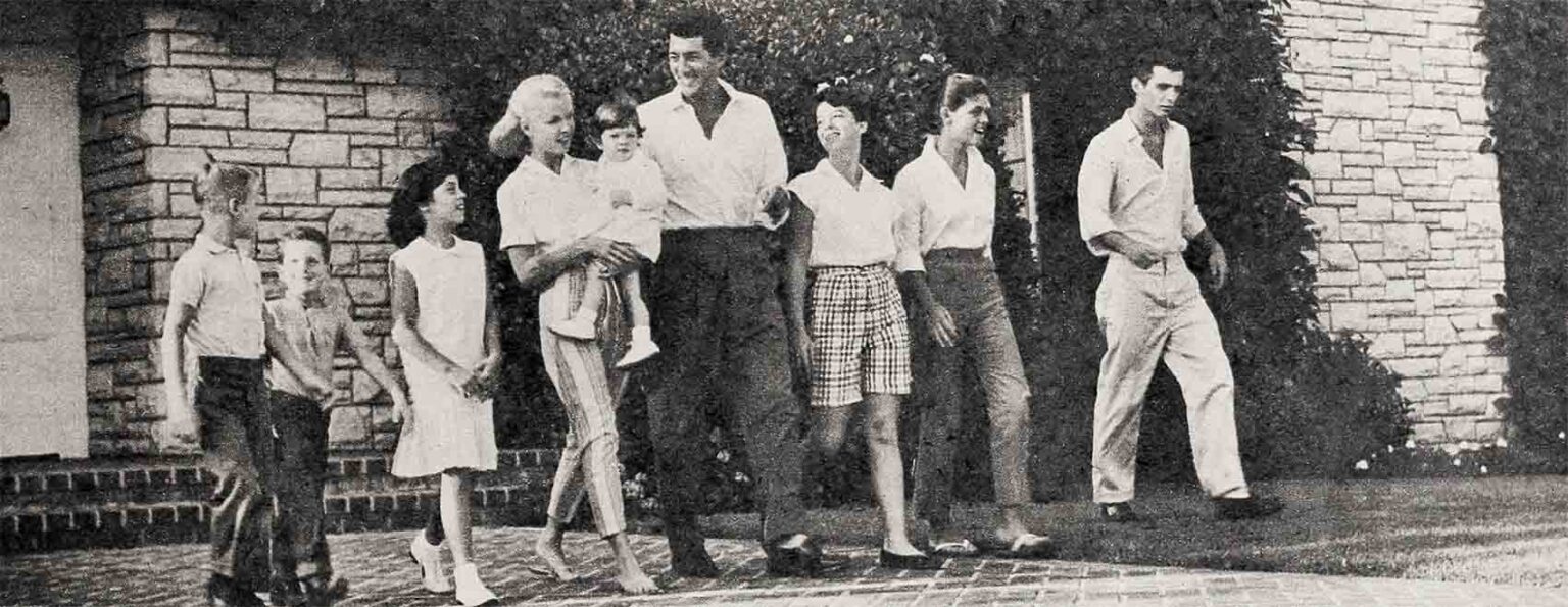 The Miserable, Crazy, Wonderful Life of Jeanne Martin! - Vintage Paparazzi