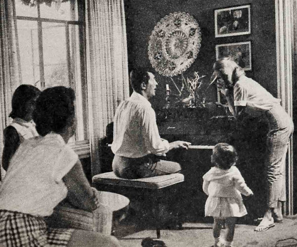 The Miserable, Crazy, Wonderful Life of Jeanne Martin! - Vintage Paparazzi