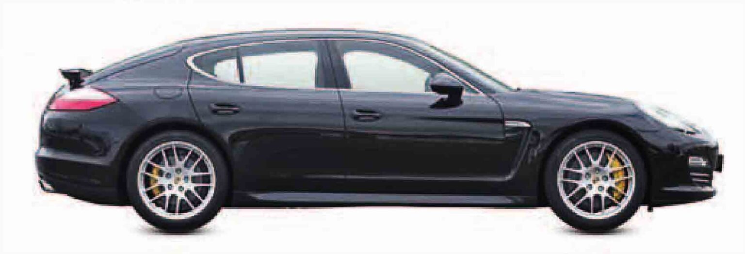 Famous Marques Reinvented - Vintage Paparazzi