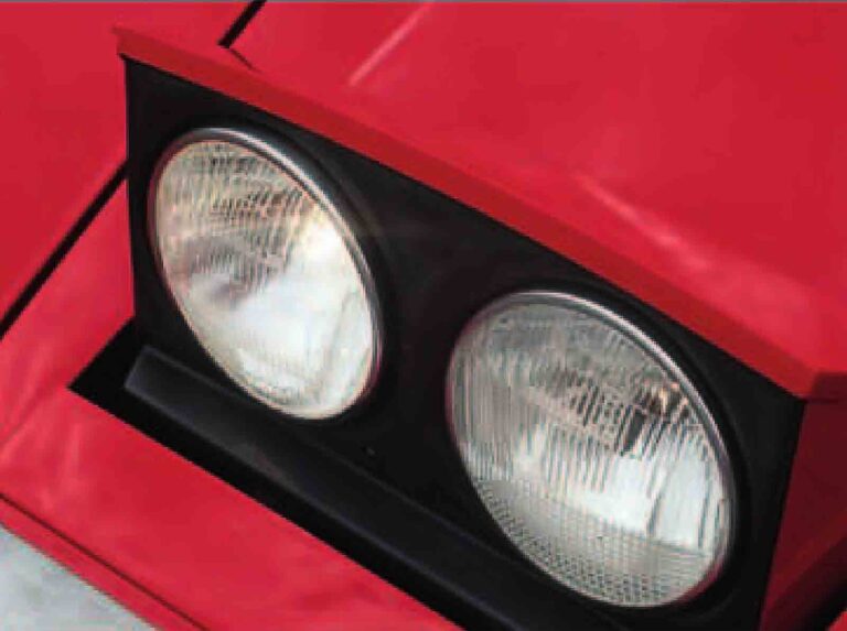 Lamborghini Countach - Vintage Paparazzi